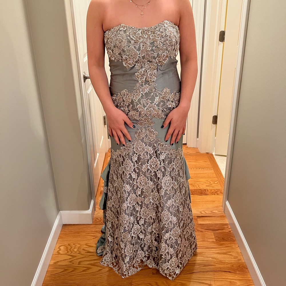 Claire’s Collection Size 14 Mermaid Gown - Gem